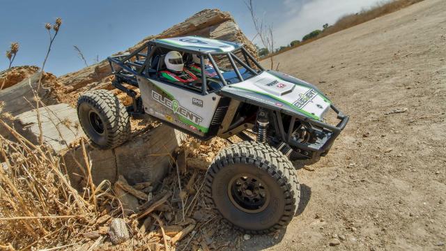 Enduro Gatekeeper Rock Crawler Buggy RTR | Associated Electrics (dev)